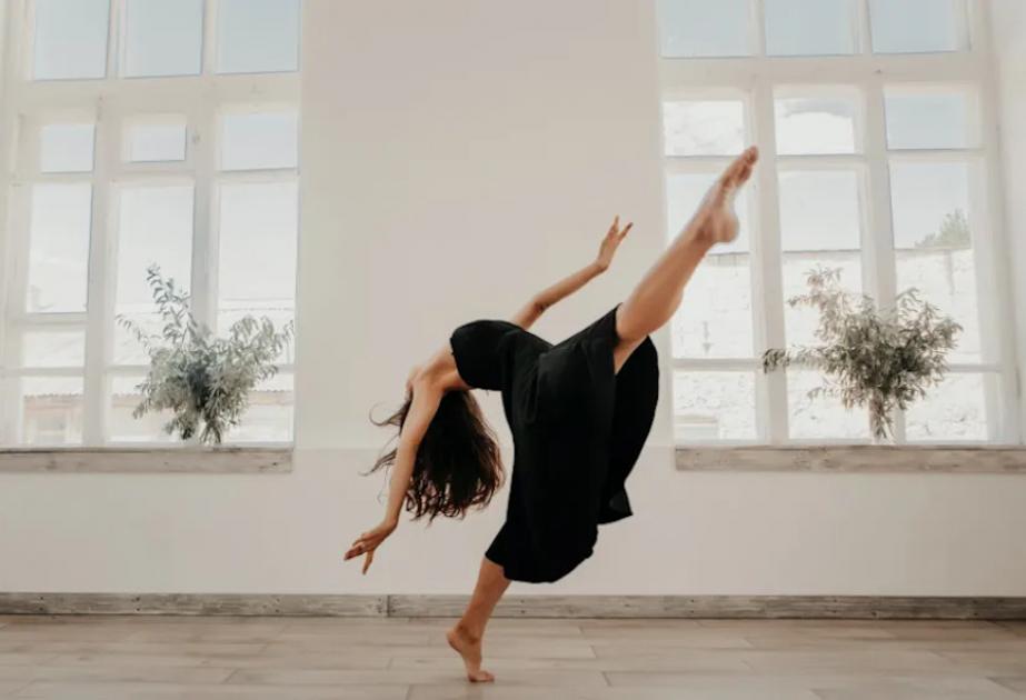 Balletcore: Το απόλυτο fashion trend της χρονιάς εμπνέεται από το χορό ...