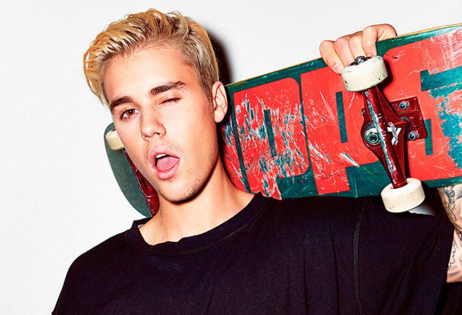 Νέα επική τούμπα του Justin Bieber στη σκηνή [βίντεο] | Sigmalive Magazine