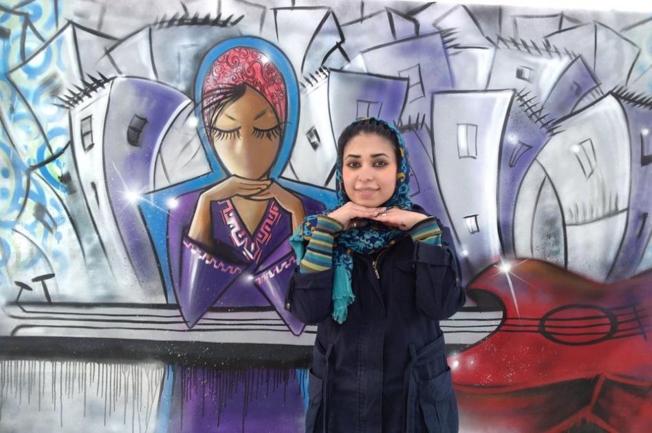 Η Shamsia Hassani είναι η πρώτη γυναίκα Street Artist στο Αφγανιστάν ...